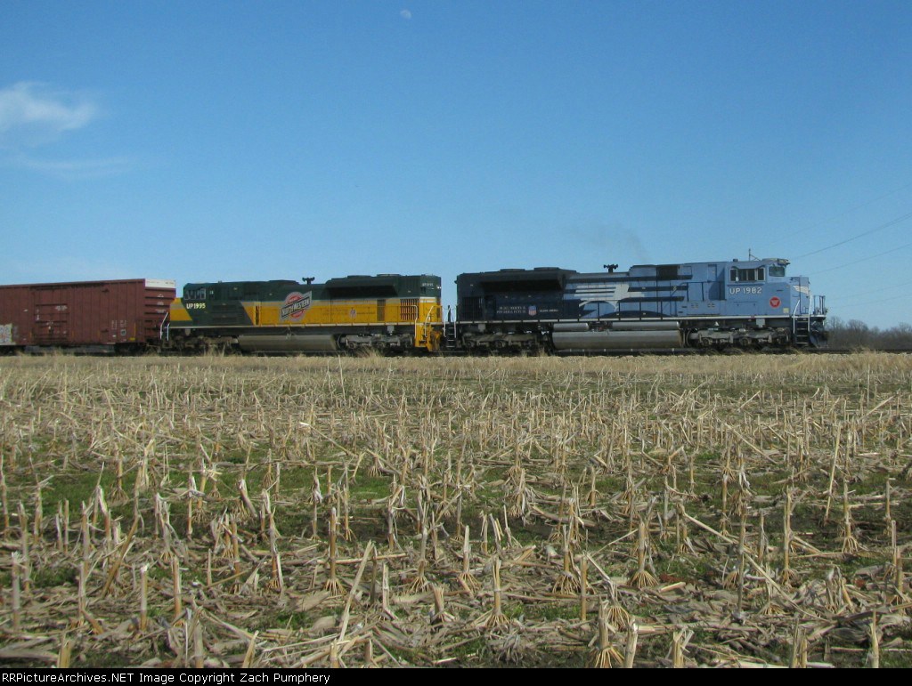 Southbound UP Manifest With the MP and CNW Heritage Locomotives
